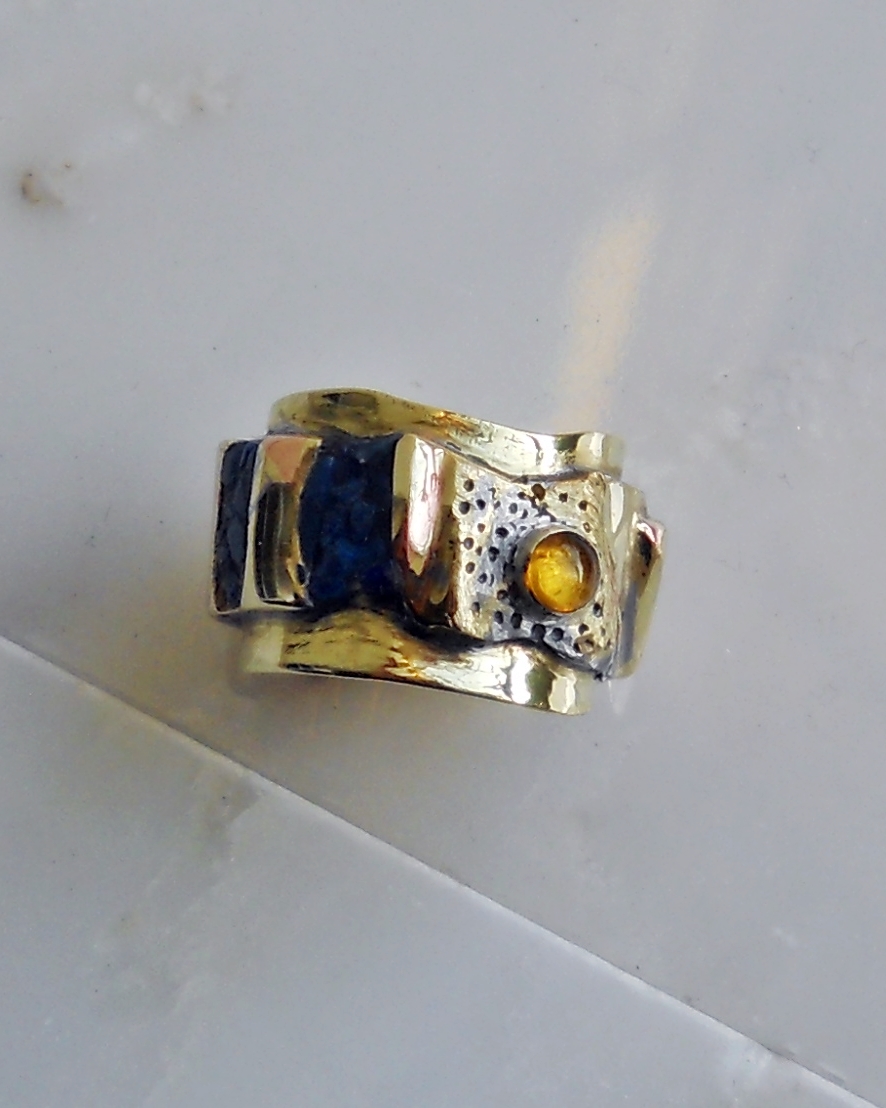 metalsmithing by W.Schweizer: brazed ring with epoxy inlay