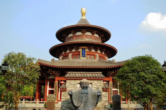 travel Guangxi: Qingxiu MountainⅥ-Domestic and foreign visitors to ...