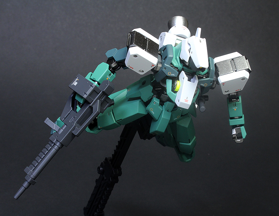 Custom Build: HG 1/144 Graze Custom