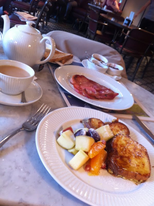 Helena Halme Author: London Life: Cote Brasserie in Highgate