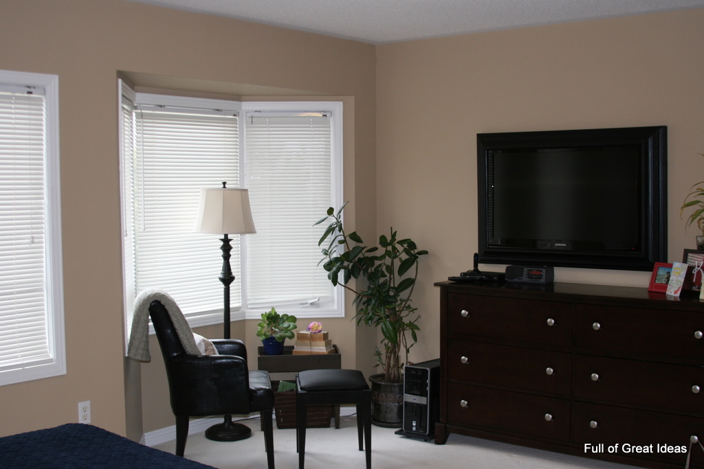 Creating a Quiet Reading Nook in Master Bedroom on my $0 Budget