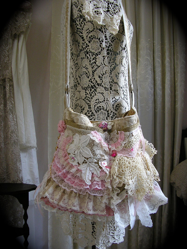 AMARNA ARTESANATO E IMAGENS: BOLSAS ESTILO BOHO OU SHABBY CHIC - clique ...