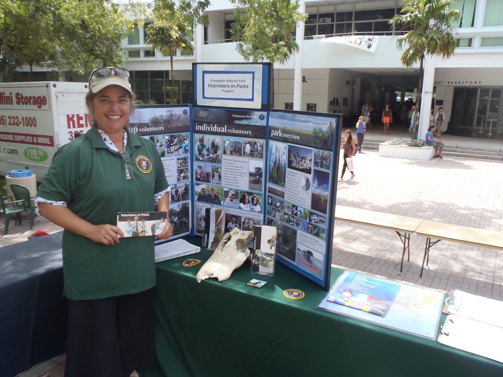 Everglades Volunteer Program: Individual Volunteers