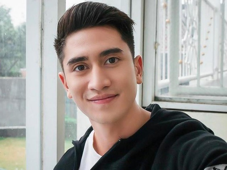 Profil dan Biodata Lengkap Verrell Bramasta Terbaru - Trendesia