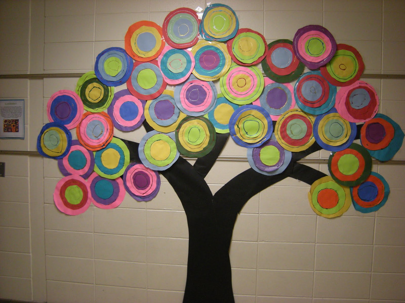 WHAT'S HAPPENING IN THE ART ROOM??: Kandinsky Trees-1st Grade