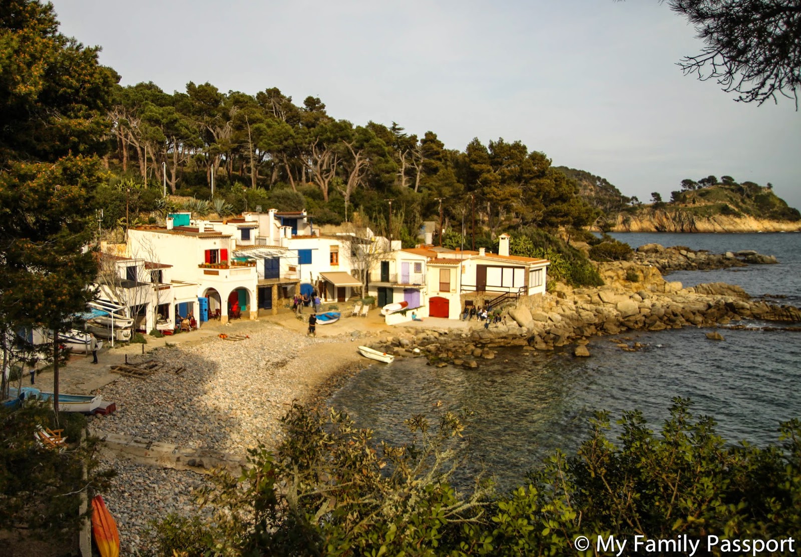 Cala S'Alguer, un rincón de pescadores en pleno Camino de Ronda de la ...