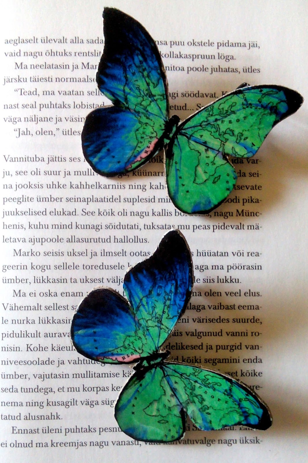 Angela käsitöö: Käsitöö postitus: Liblikad kevadeks rinda