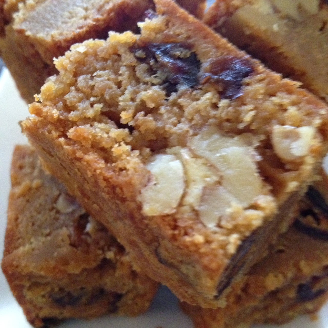 Kerrie Maloney: Caramel, Date and Walnut Slice