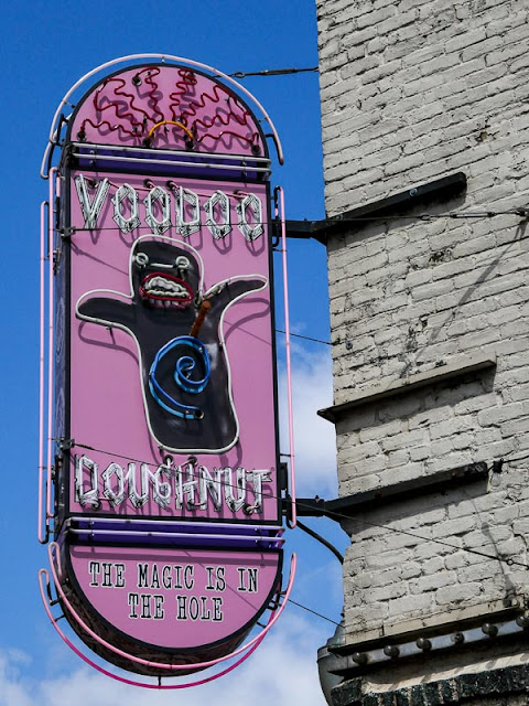 Victor Bloomfield Photo: Old-Time Signs