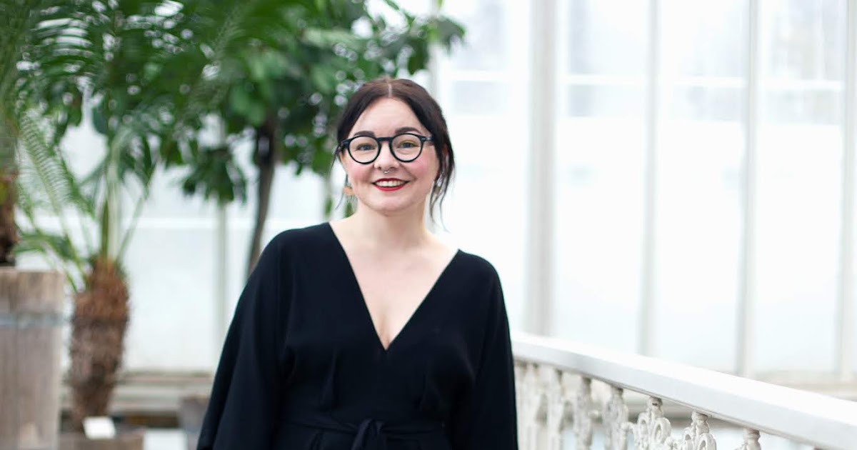 Clara Stickar: Vogue 9253