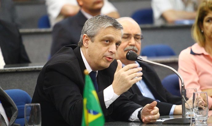 Perondi Destaca Papel do INPE na Área Espacial do País