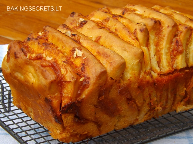 Baking Secrets: Plėšoma pica / Pizza Pull-Apart Bread