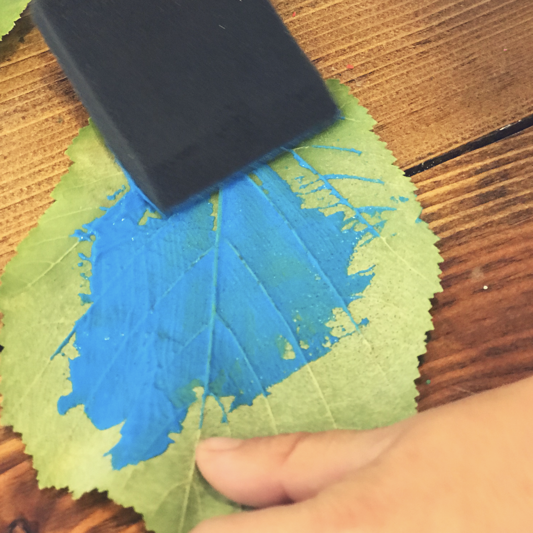 Crayons and Critters: October 2017