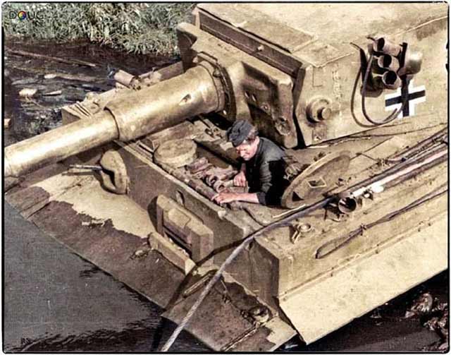 World War II in Pictures: Tiger Tanks