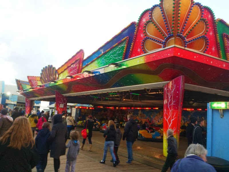 North East and Yorkshire Fun Fair Pics: Blackpool - Central Pier, 3rd ...