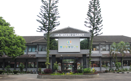 SMK NEGERI 2 GARUT ~ B.B.A Barudak Bapa Aya