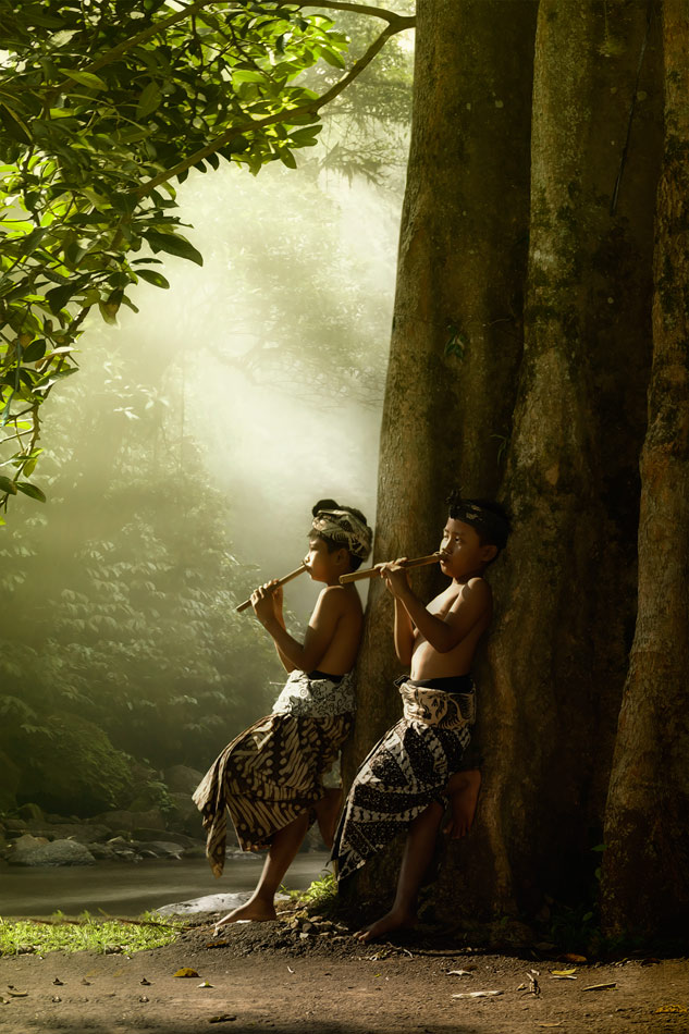 Human Interest Photography Gallery - Tutorial Desain Grafis