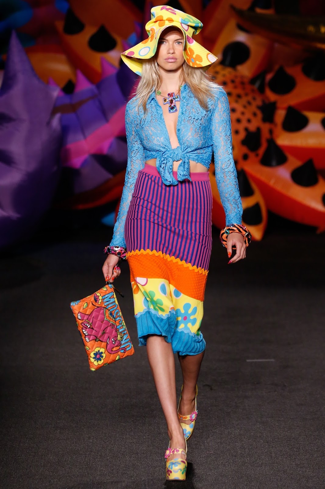 Moschino brings a funky and colourful Resort 2017 collection