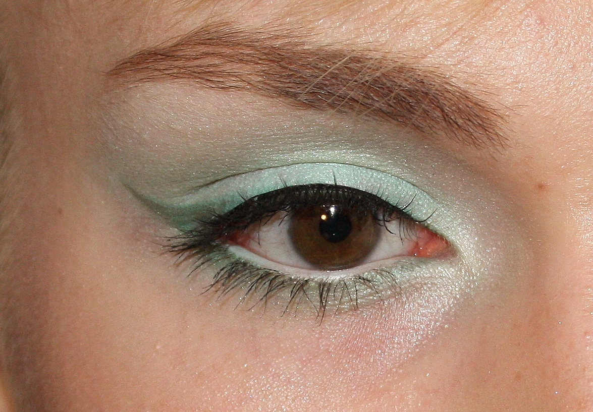 Smilekylee: Spring Mint Makeup Tutorial