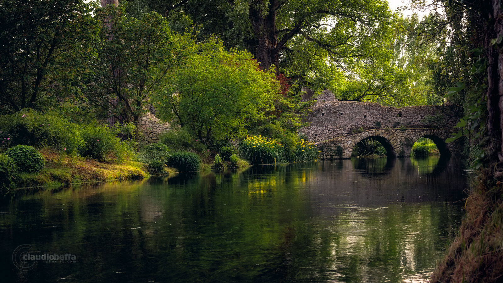Fernando Ruz: Garden of Ninfa from Claudio Beffa