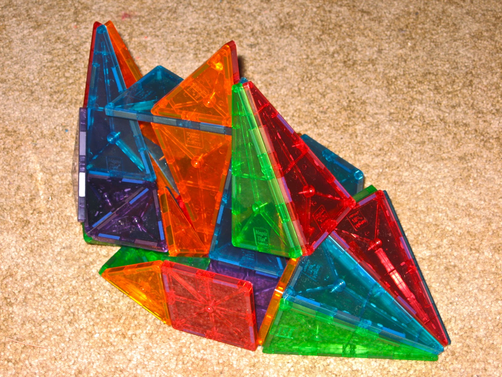 The Chocolate Muffin Tree: Magnificent Magna-Tiles