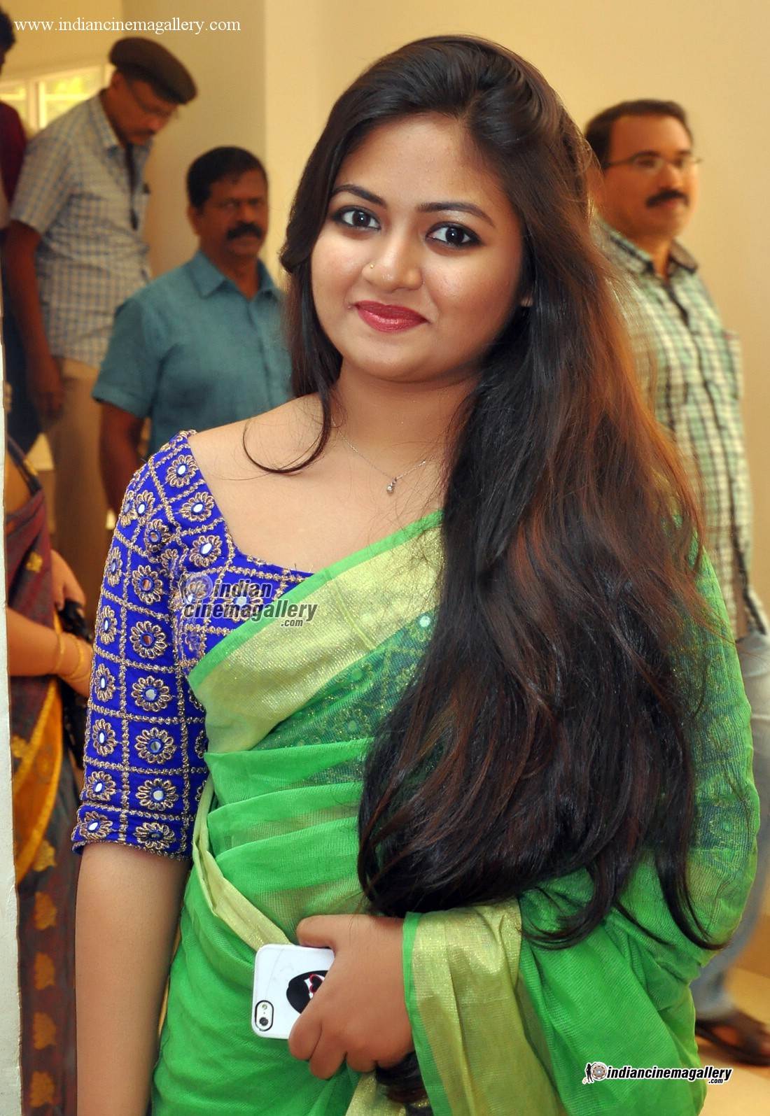 Shaalin Zoya in Saree Pics - South Indian Actress