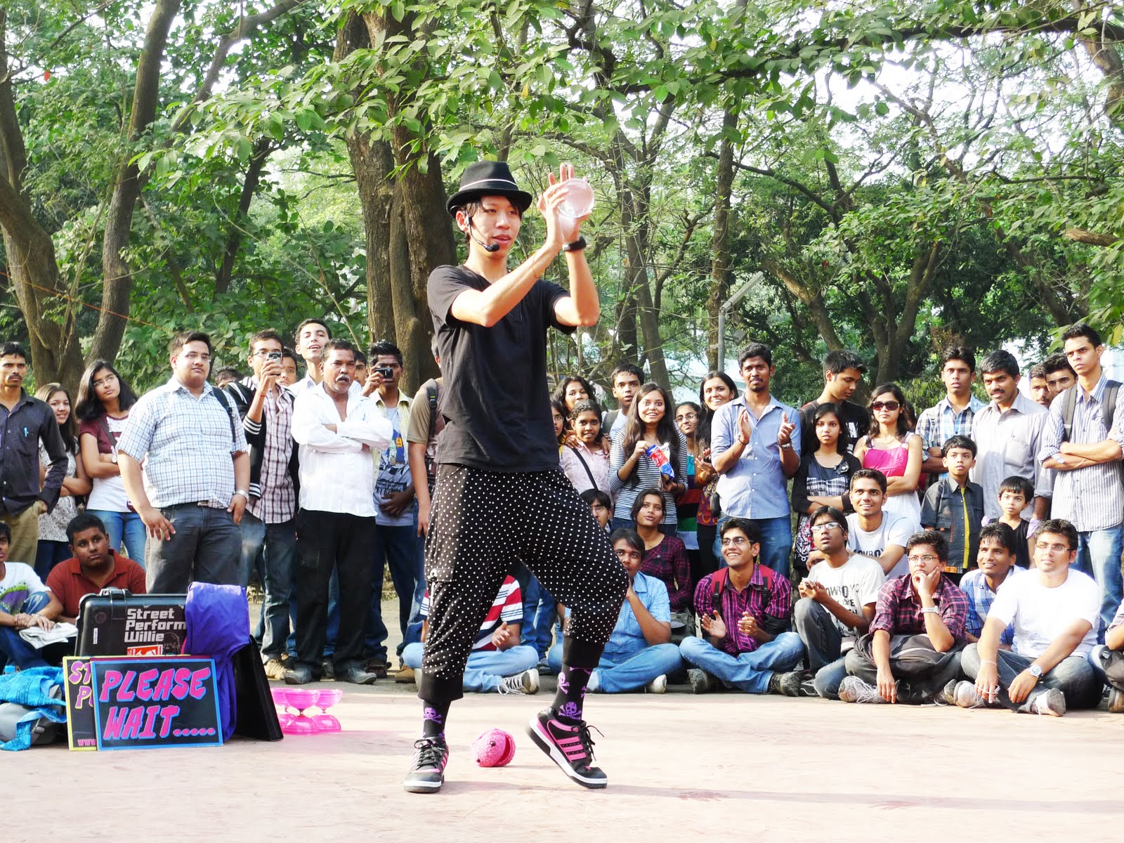 Performer Willie: IIT Bombay presents Mood Indigo - Asia's Largest ...
