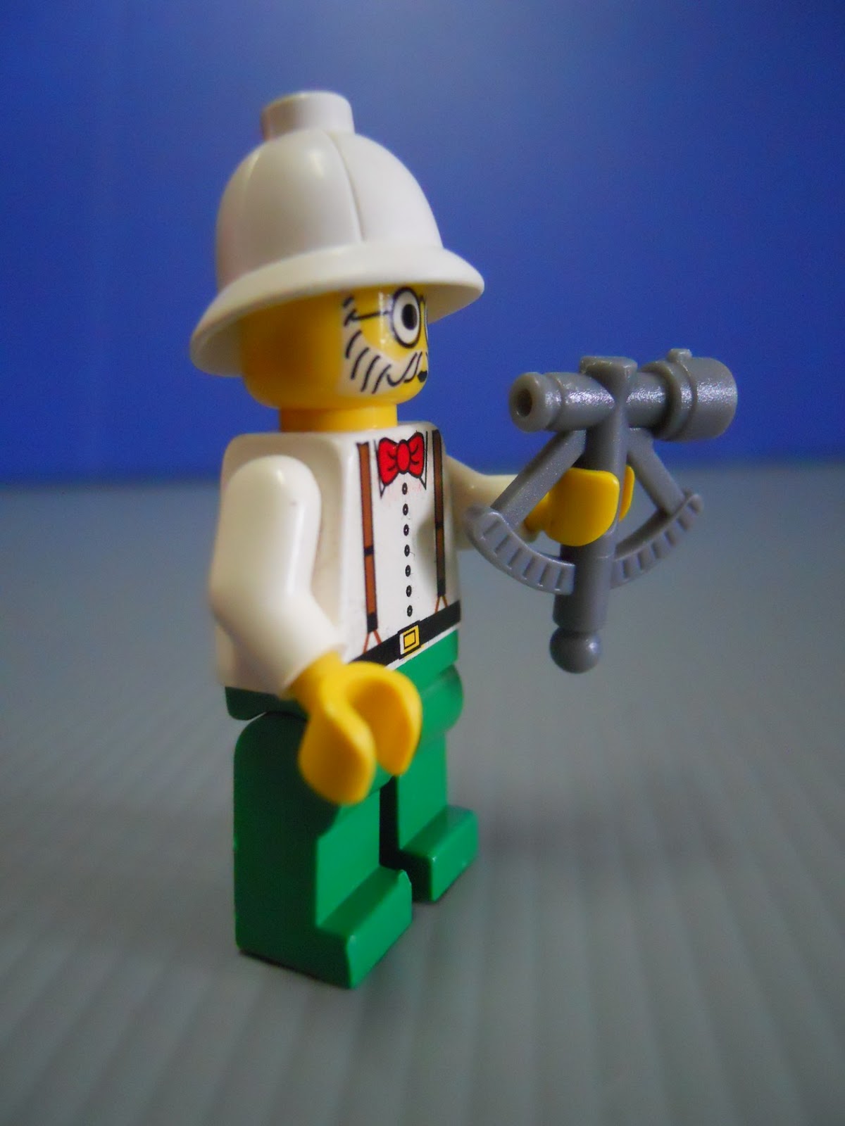 Dexters Diecasts (DexDC): LEGO Minifigure ~ Geologist with navigation ...