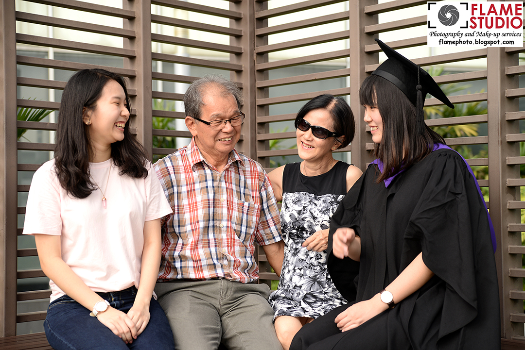 Flame Graduation Photography Studio: Graduation Convocation Family ...