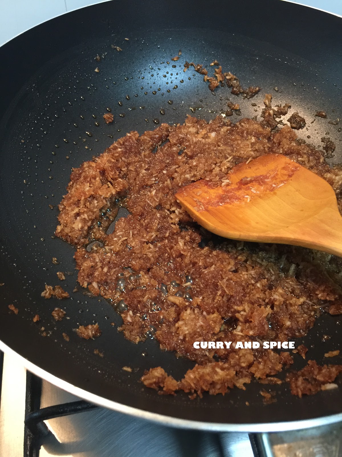 CURRY AND SPICE: DUDH PULI ( BENGALI DESSERT )