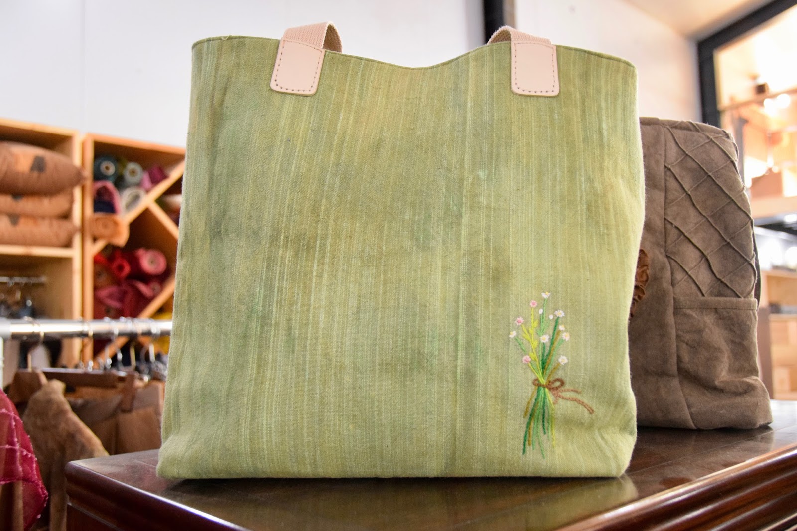 Hanji filming Part 3 ....... Natural dyeing of Hanji