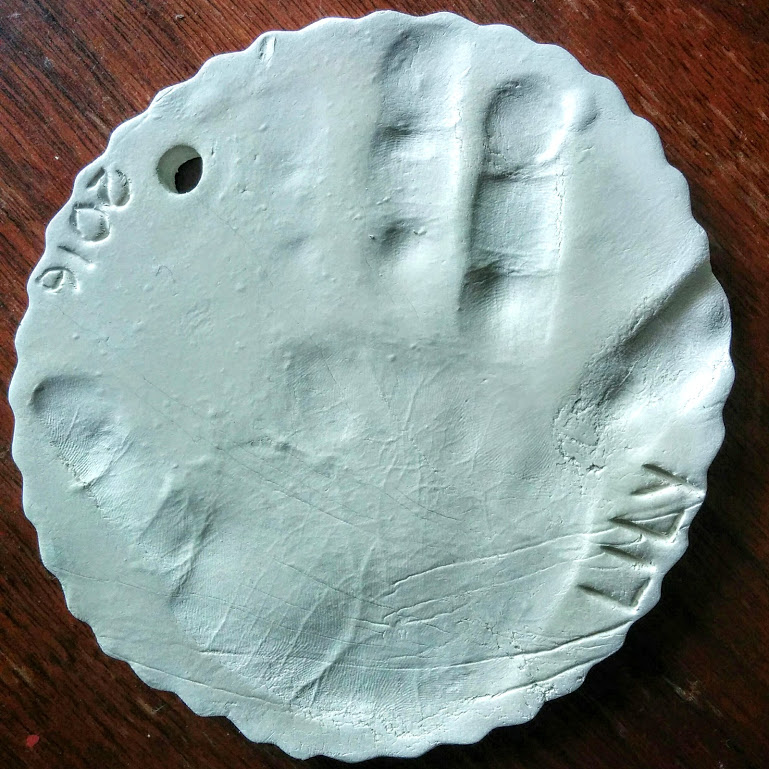 Make It With Me Air Dry Clay Hand Prints make-it-with-me-air-dry-clay-hand-prints