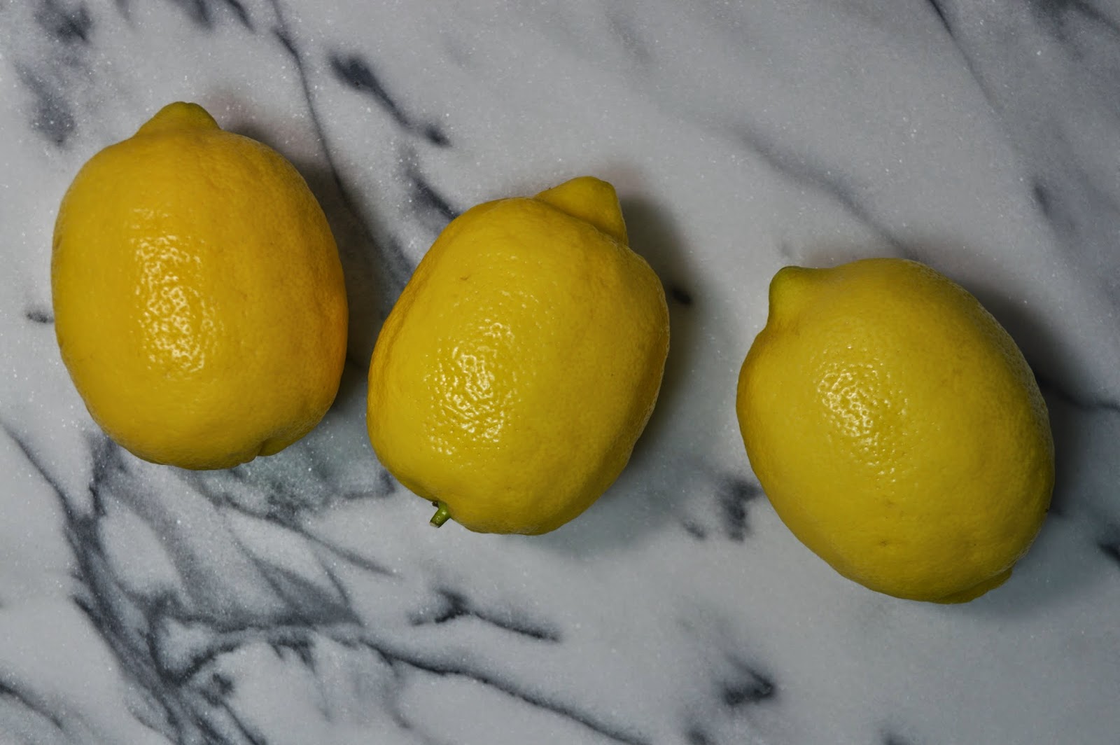 marvelous things: lemon gin fizz