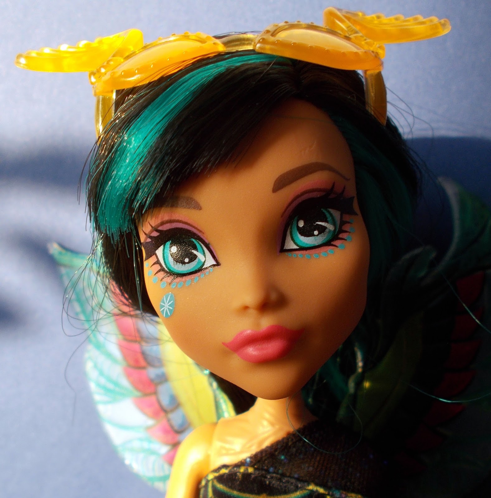 Calaminthes Clawdeen & Fashiondoll Friends: REVIEW: Garden Ghouls Cleo ...