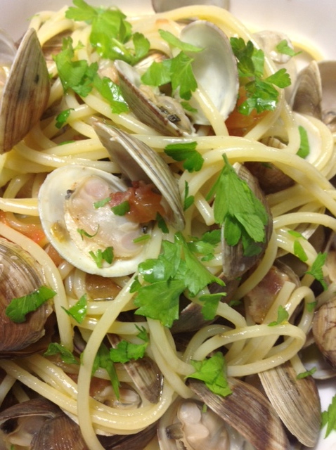 Greg's World on a Plate: Little Neck Clam Pasta