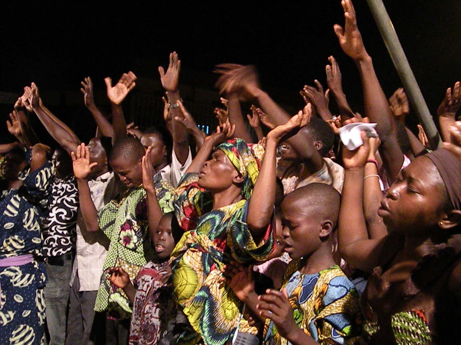 Altar Calls, Is It Biblical? - E. A OLATOYE'S BLOG