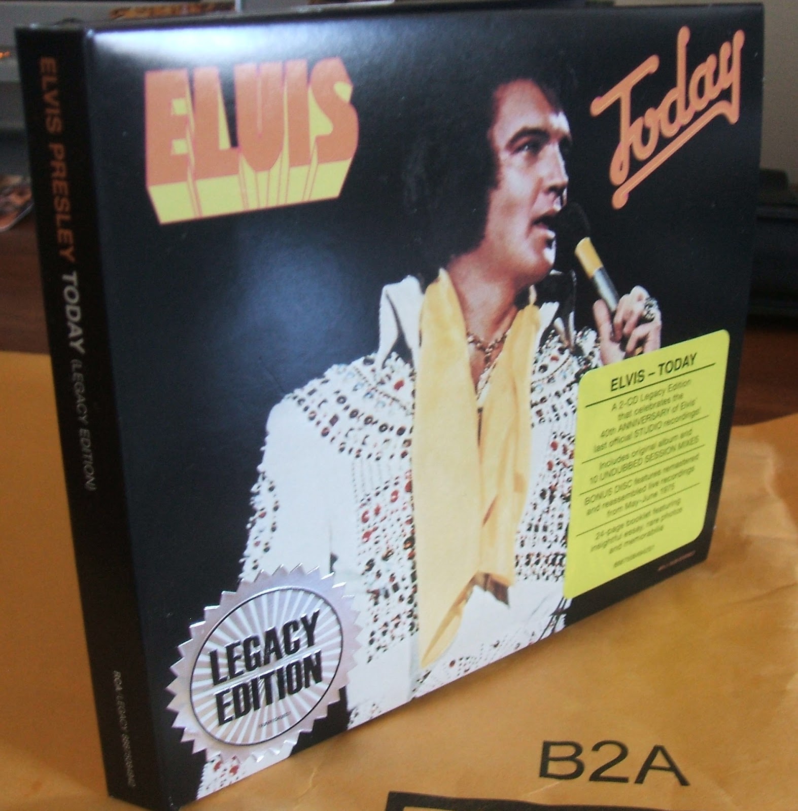 ELVIS MEMORIES : ELVIS TODAY - Legacy edition ELVIS MEMORIES : ELVIS TODAY - Legacy edition