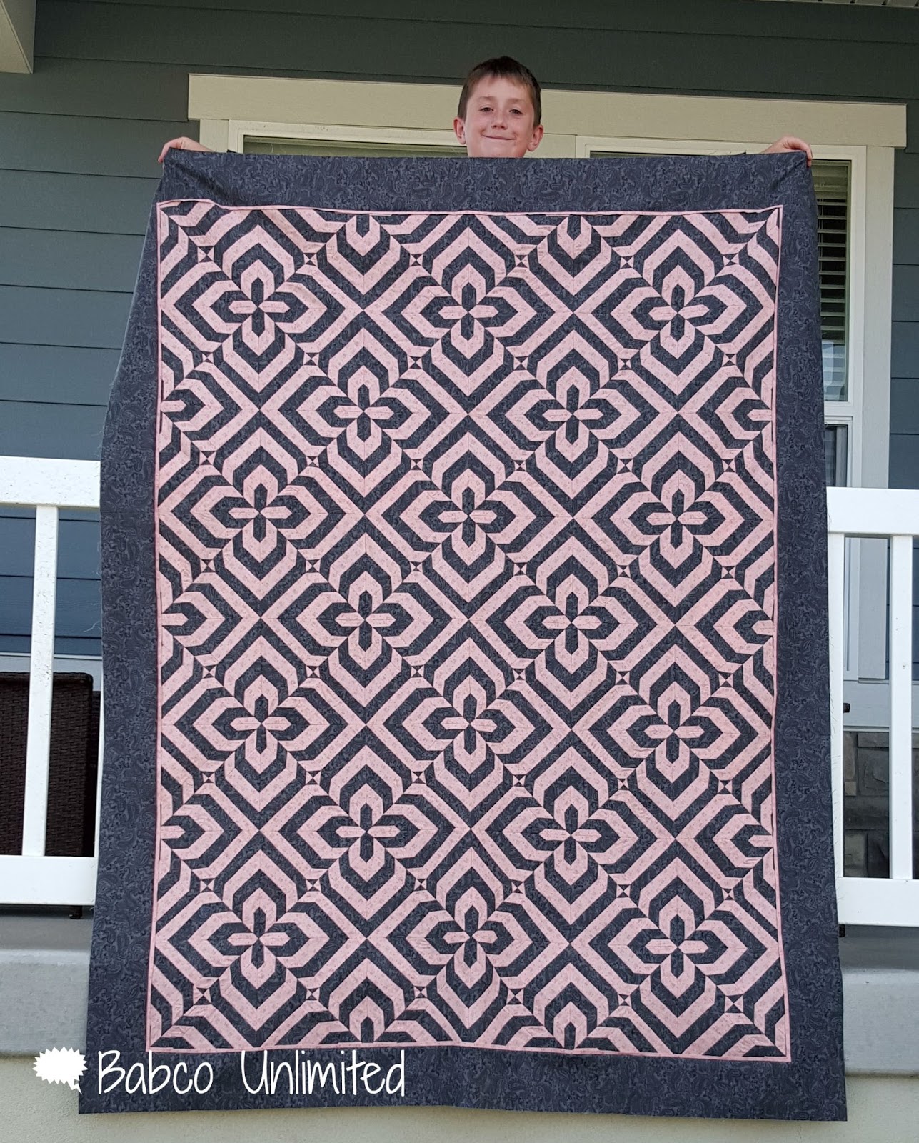 Babco Unlimited: Friday Finish -- Fractured Flower Quilt Top Done