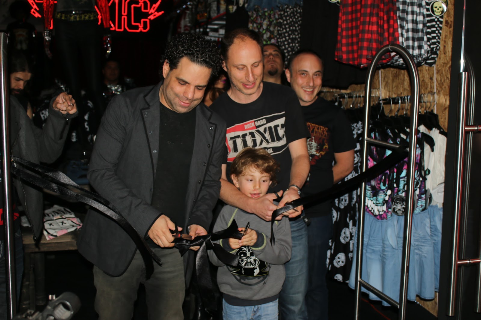 Unileventv: TOXIC INAUGURA SU TIENDA #16 EN PARQUE DELTA.