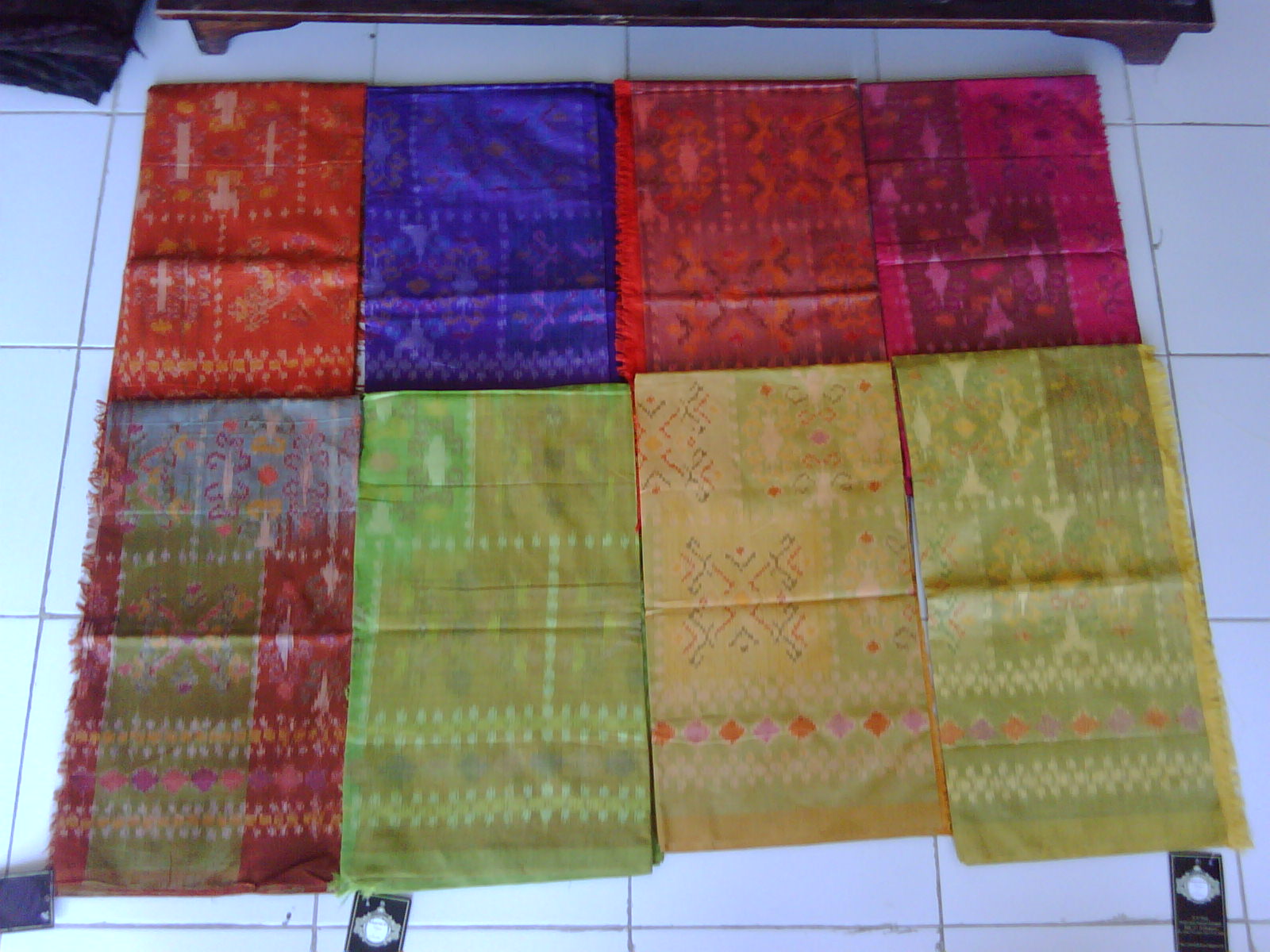 Manik's Kebaya & Bordir: Endek / Tenun Ikat Bali