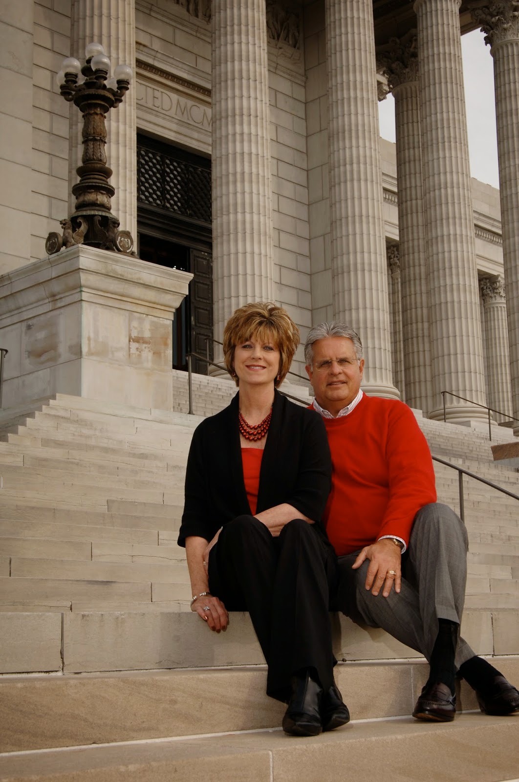 The Turner Report: Ron Richard's wife accepts $579 in gifts from lobbyists