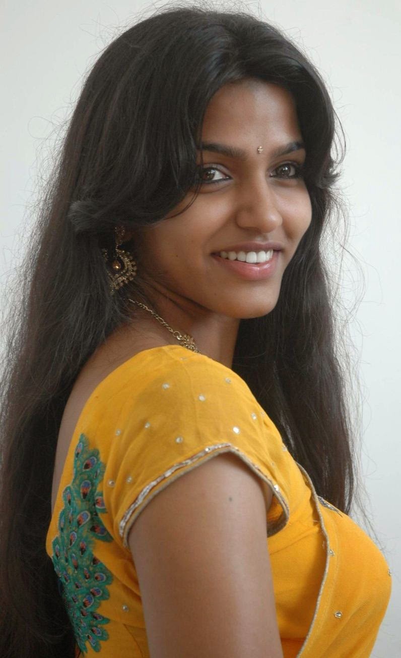 South Indian Actress Dhansika Biography - Cinema & News