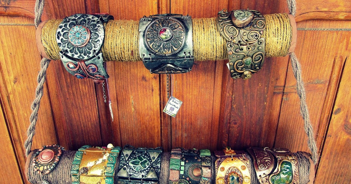 Indrani Handmade: Cateva bratari late realizate manual