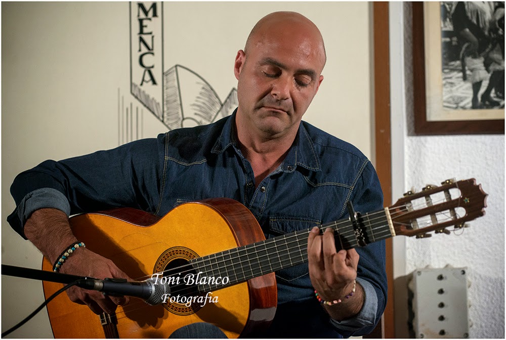 El cante..que jondo y profundo.: LA GUITARRA FLAMENCA Juan Ramón ...