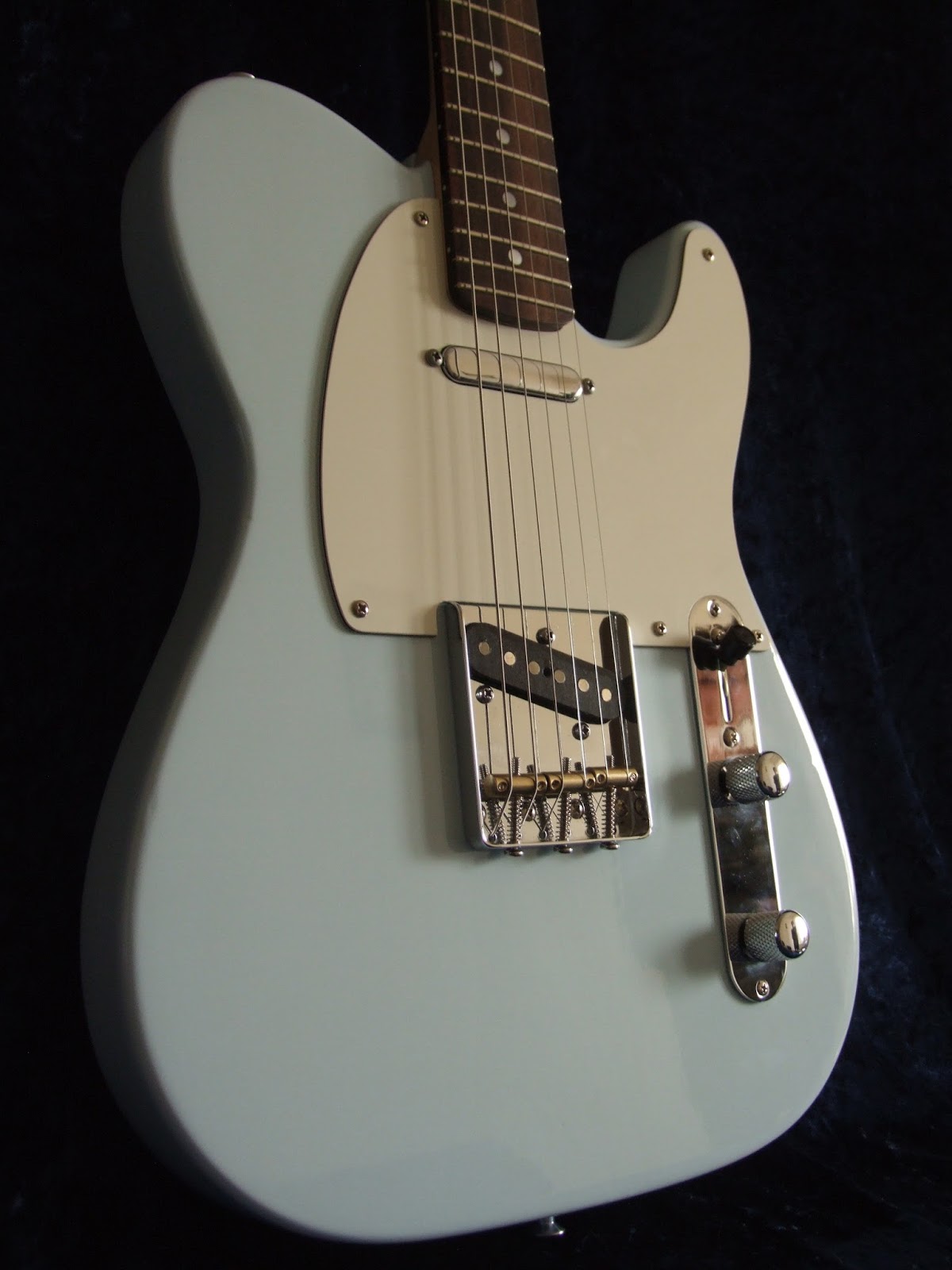 M. Wojtas Guitars: Sonic Blue Telecaster