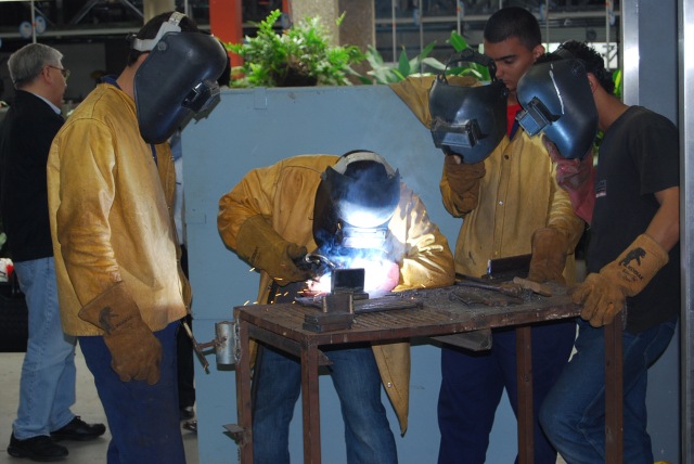 soldadura en platina: SOLDADURA EN PLATINA CON LOS PROCESOS SMAW Y GMAW