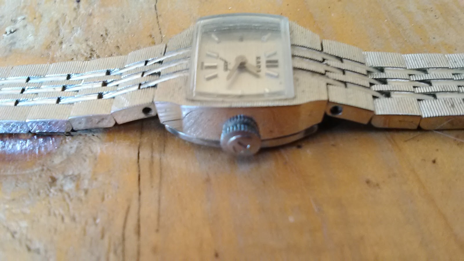 arloji: Jam Tangan Perempuan Lama Rado Swiss Putar