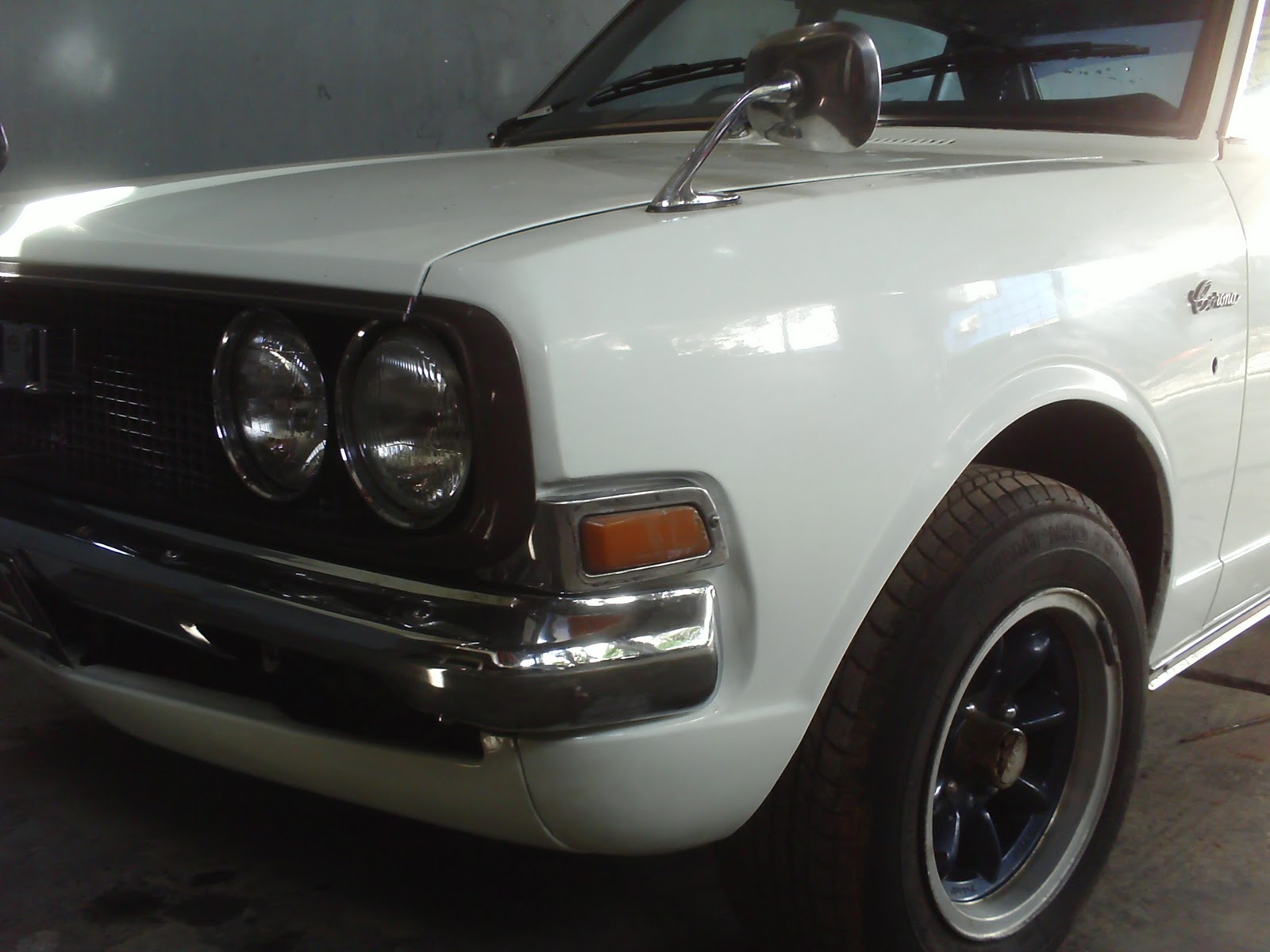 Bangun Toyota Corona Deluxe RT80 tahun 1970 Antik dan Klasik