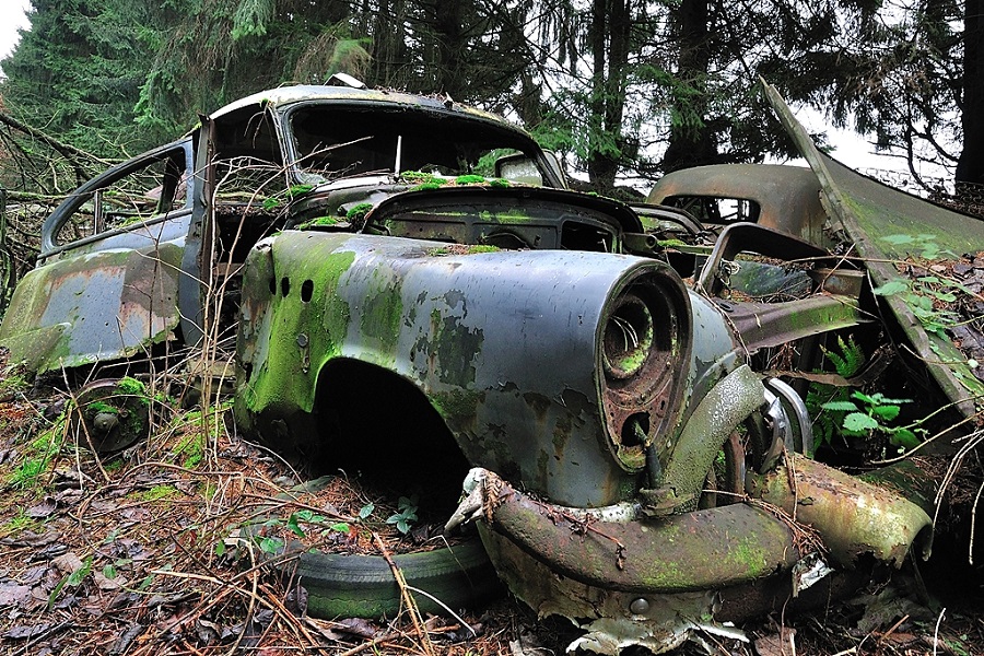 Chatillon Car Graveyard, Belgium - A 70-Year-Old Traffic Jam In Belgium ...