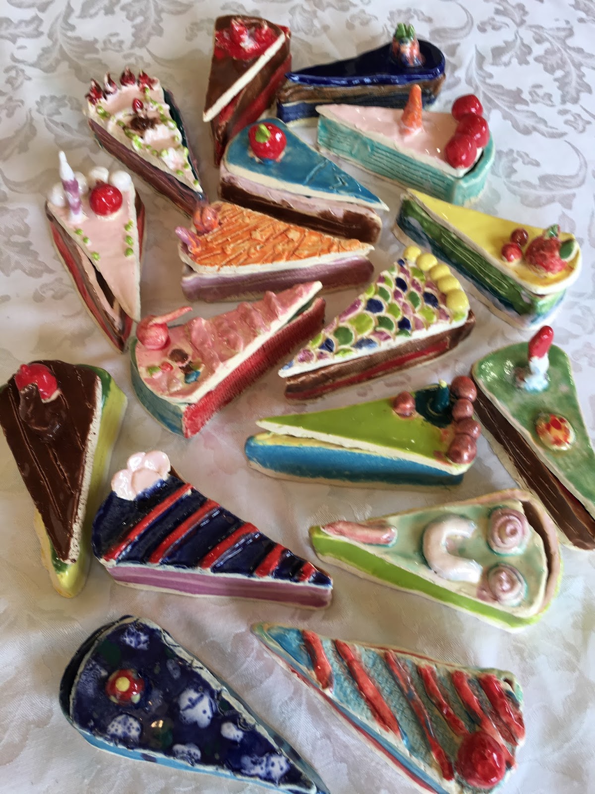 Sunnyside Art House: Ceramic Cake Boxes